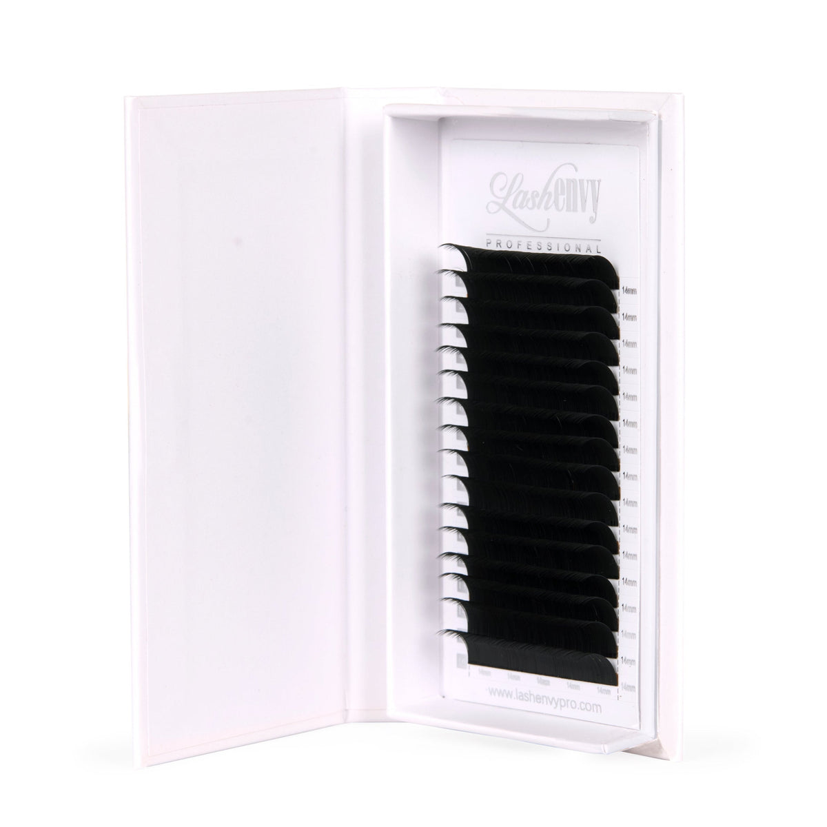 Premium Classic Lashes 0.15 – International Lash Masters