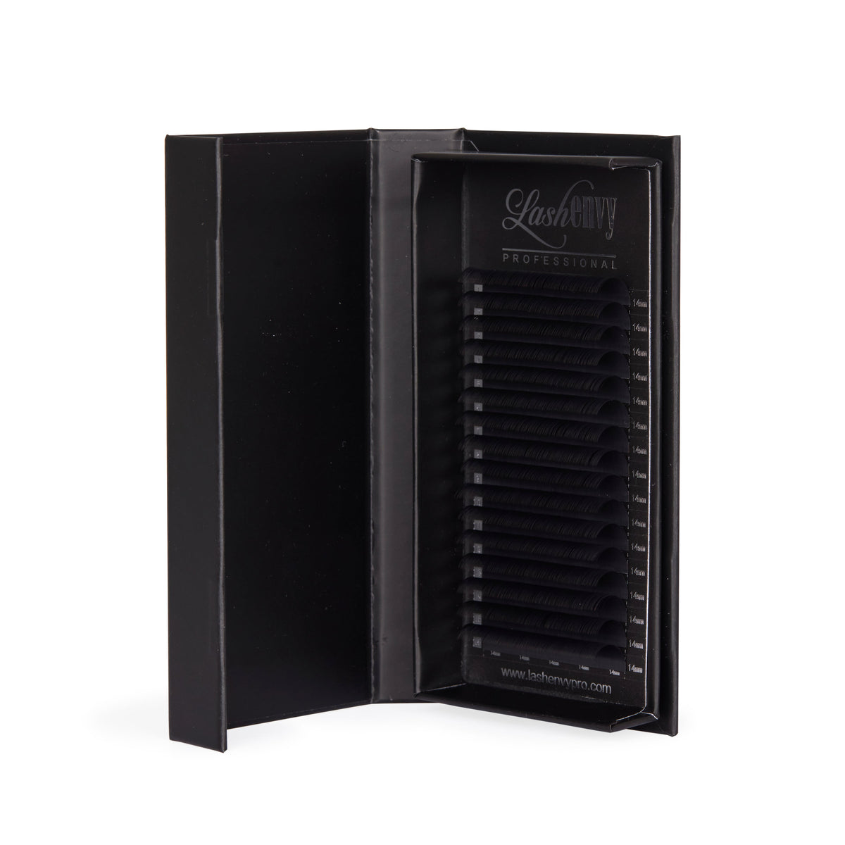 Premium Volume Lashes 0.03 – International Lash Masters